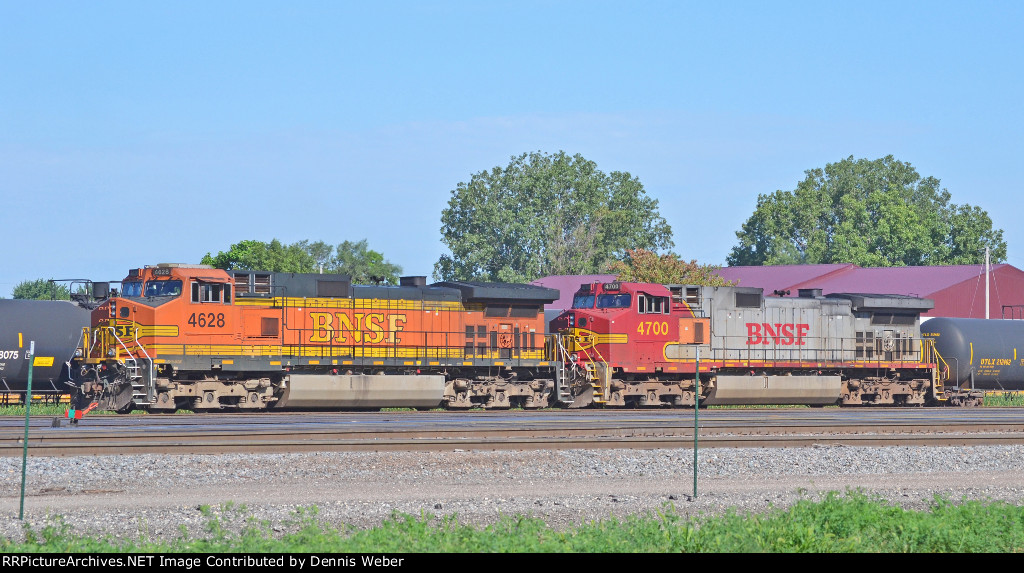 BNSF 4628, BNSF's Aurora Sub.